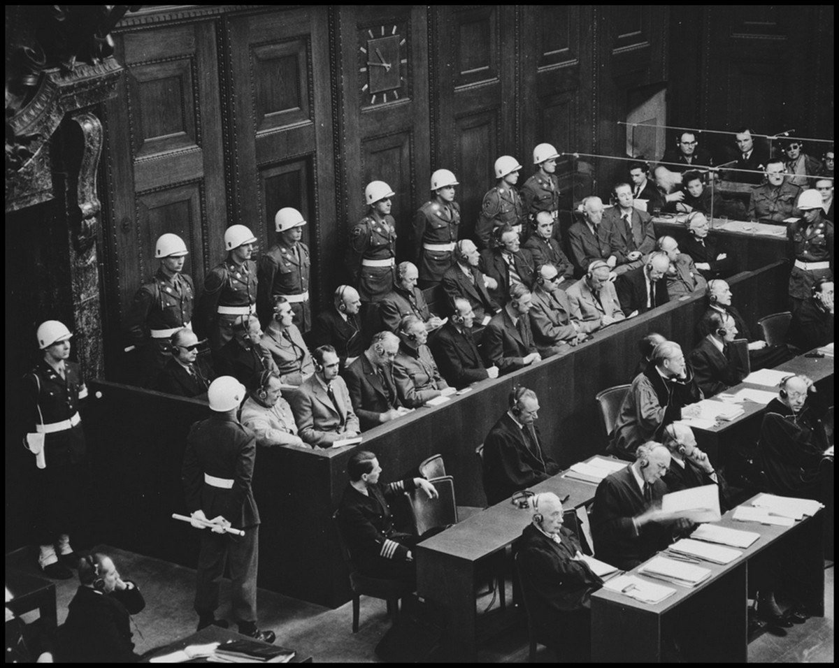 Robert Hirsch : Photography and the Holocaust Essay #8 Aftermath : The ...